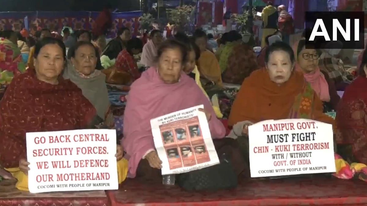 Manipur Crisis Highlights | Meiteis hold indefinite sit-in protest ...