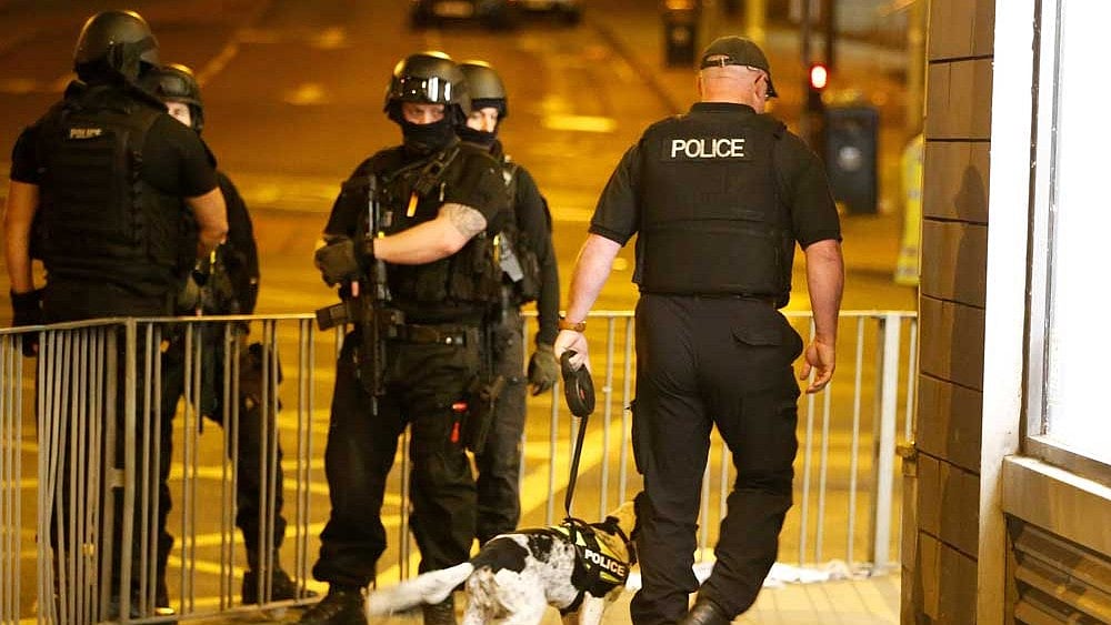 UK police carry out controlled explosion near London Euston station