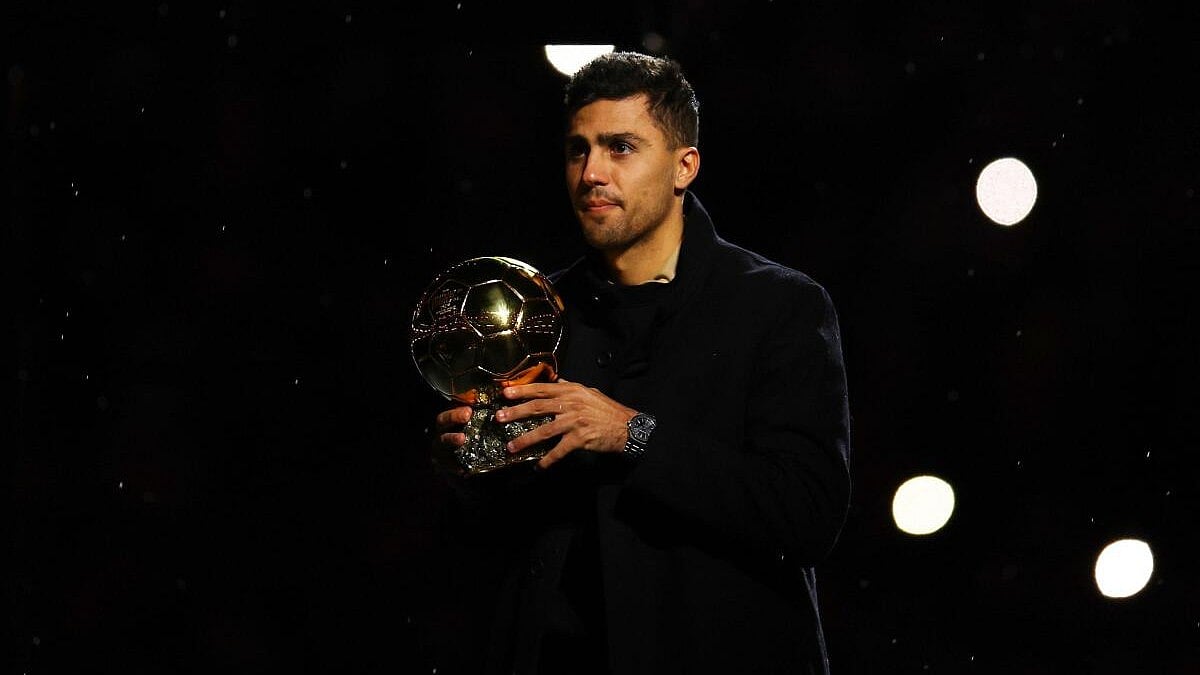With Man City suffering in his absence, Rodri sets early return target ...