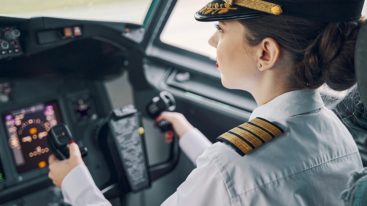 15% of pilots in India are women: Govt