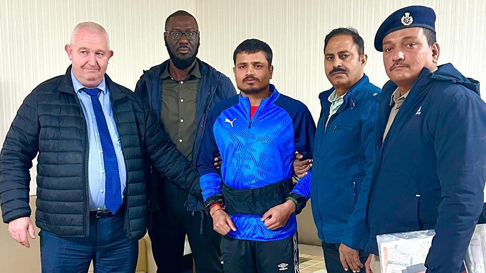 Man convicted of murderding ex fiancee in UK brought to Surat jail to ...