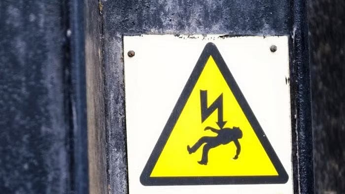 Bengaluru: 11-year-old girl dies after touching live wire
