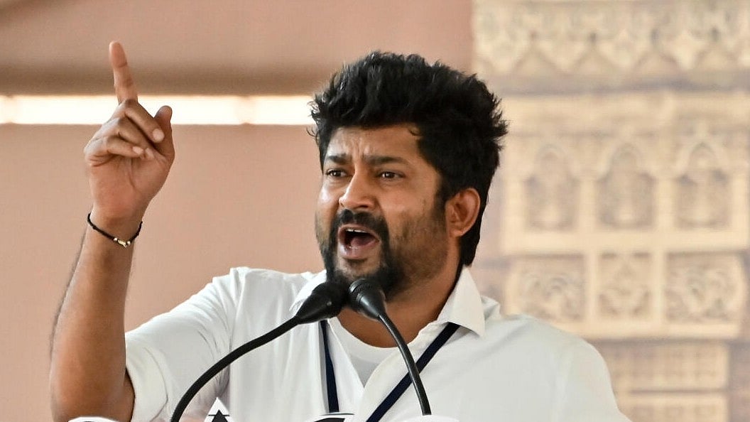 Dasara Inauguration Controversy: Pratap Simha Questions Banu Mushtaq's ...