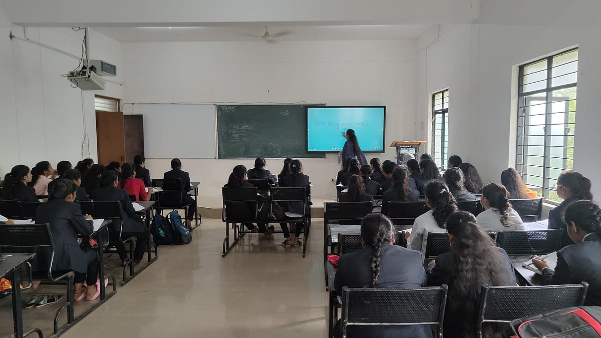 Smart school effect: Enrollments up in govt schools in Davangere