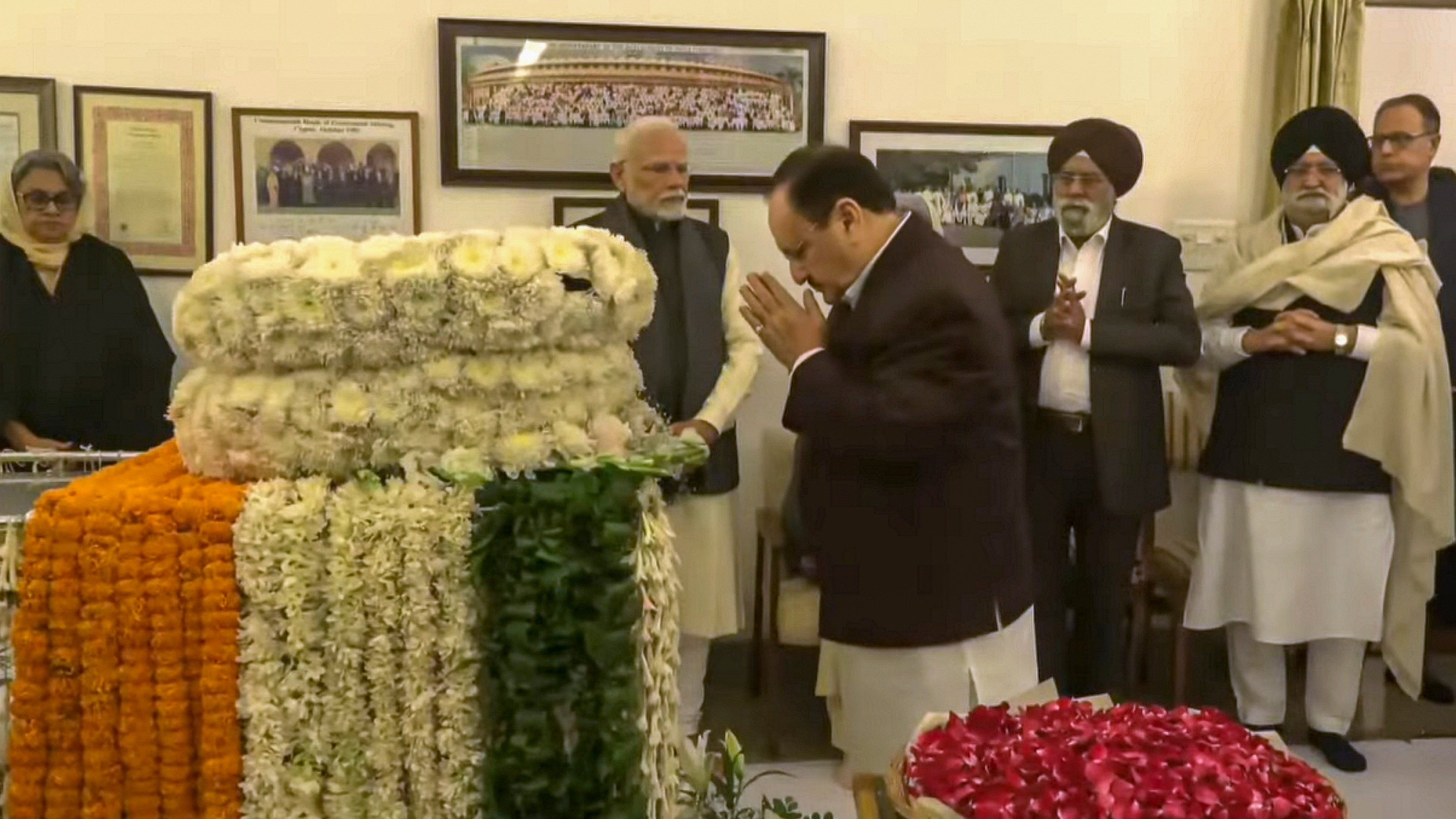 RIP Manmohan Singh: Political bigwigs pay tribute to former PM