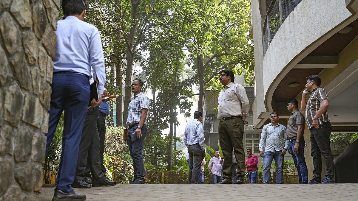 Attack on Saif: police find visuals of intruder; 'no forced entry in house'