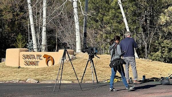 Mystery of Gene Hackman's death brings grief and bewilderment to Santa Fe