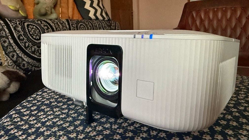 Epson EH-TW6250 review: Well-rounded TV projector