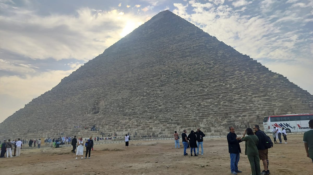 Ancient Wonders: Inside the Pyramids of Giza