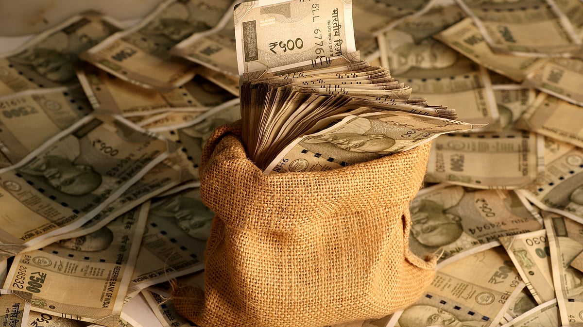 Karnataka Police Alerted: 'Movie Shooting' Fake Notes Cause Commotion