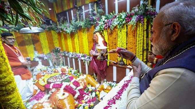 PM Modi Greets People on Hanuman Jayanti