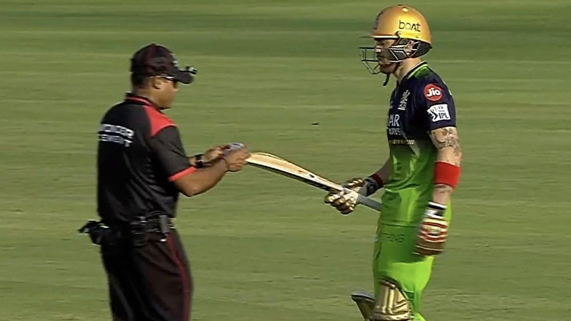 IPL 2025: Umpires Check Bat Sizes During Live Games to Prevent Unfair ...