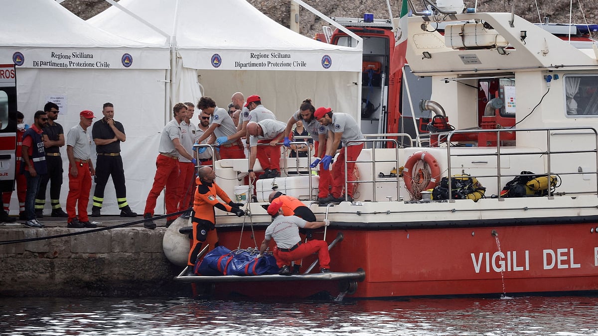 Yacht Sinking Report: Extreme Wind Caused Mike Lynch's Bayesian to Capsize