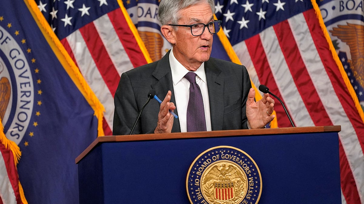 Fed Stability Warning: US Treasury’s Bessent Urges Caution on Powell Firing