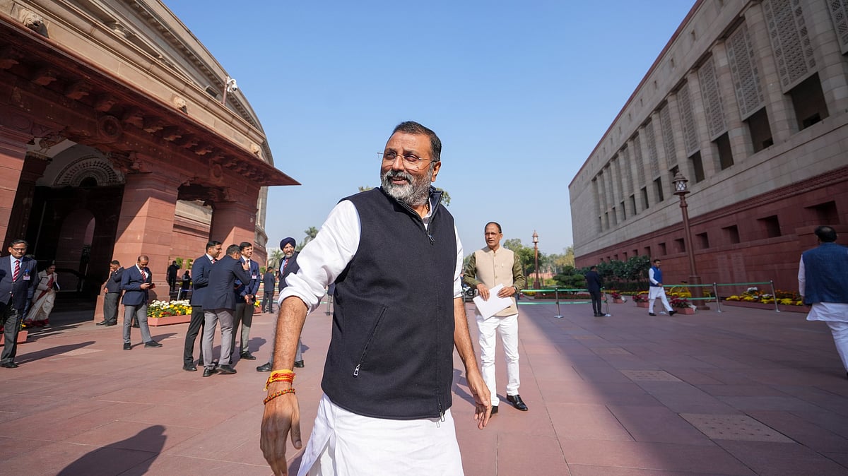 From calling Rahul Gandhi 'ghost', 'hermit' to seeking votes even if ...