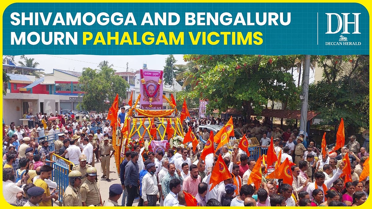 Pahalgam Attack: Bodies of Karnataka Victims Brought Home to Shivamogga ...