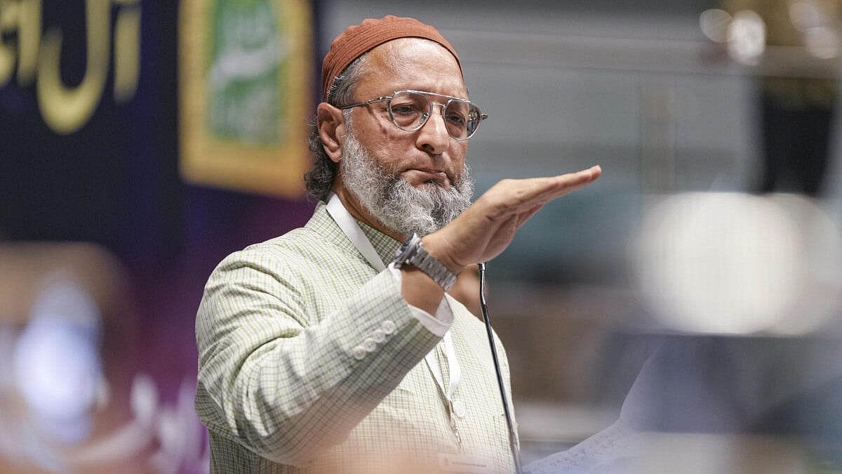 Bihar Politics: Owaisi's AIMIM Seeks Alliance with Lalu's RJD Ahead of Assembly Polls