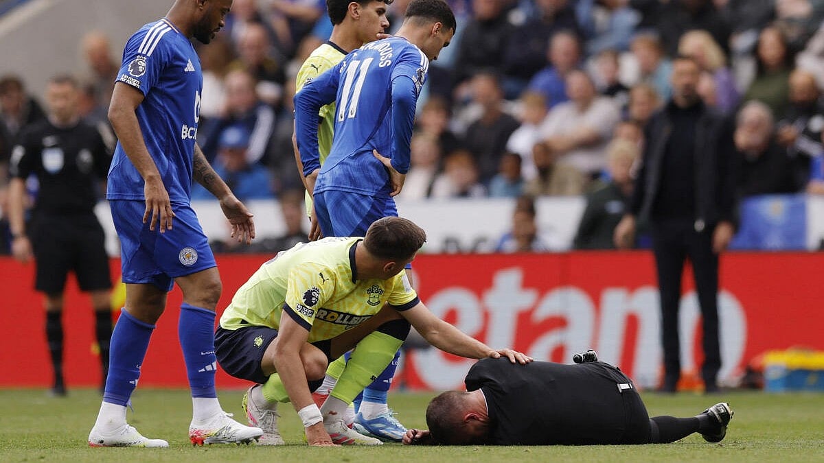 Premier League Injury: Referee David Webb Substituted After Head Knock