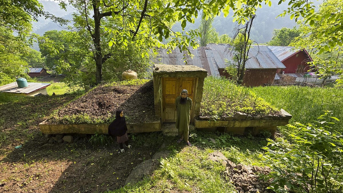 LoC Shelling Response: Govt to Build Community Bunkers in Rajouri, Poonch