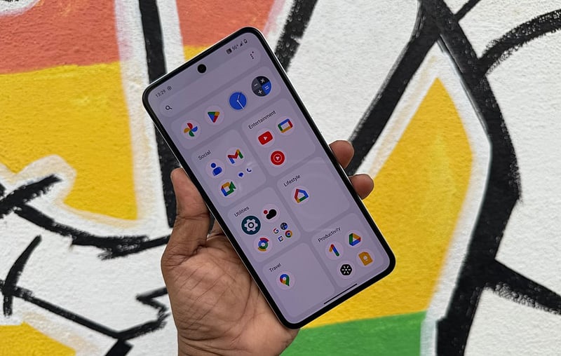 Gadget Review CMF Phone 2 Pro: Nothing’s stylish mid-range android phone