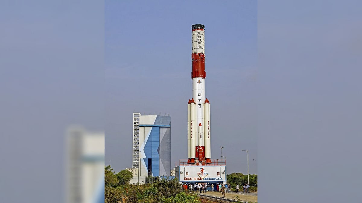 Space Update ISRO: Countdown Begins for PSLV-C61 Mission to Launch ...