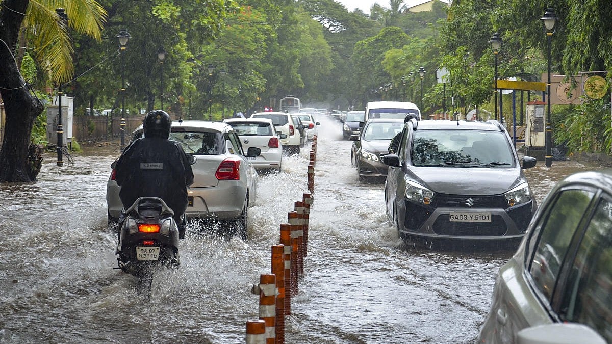 Goa Red Alert: IMD Warns of Heavy Rainfall, Bans Swimming in Waterfalls