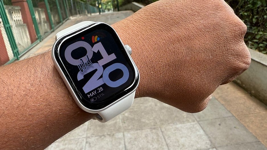 Budget Smartwatch Review: Redmi Watch Move impresses with premium ...