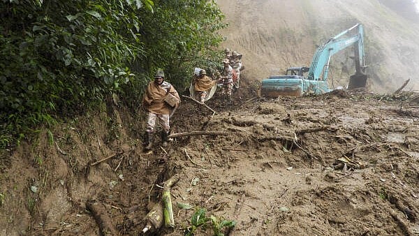 Arunachal Flood Alert: Incessant Rain Triggers Landslides, Affects ...