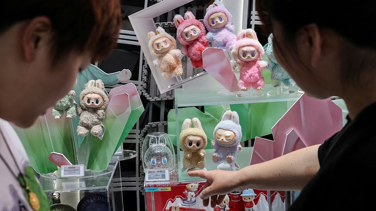 Labubu Craze Goes Global: Pop Mart’s Quirky Toy Becomes Gen Z ...