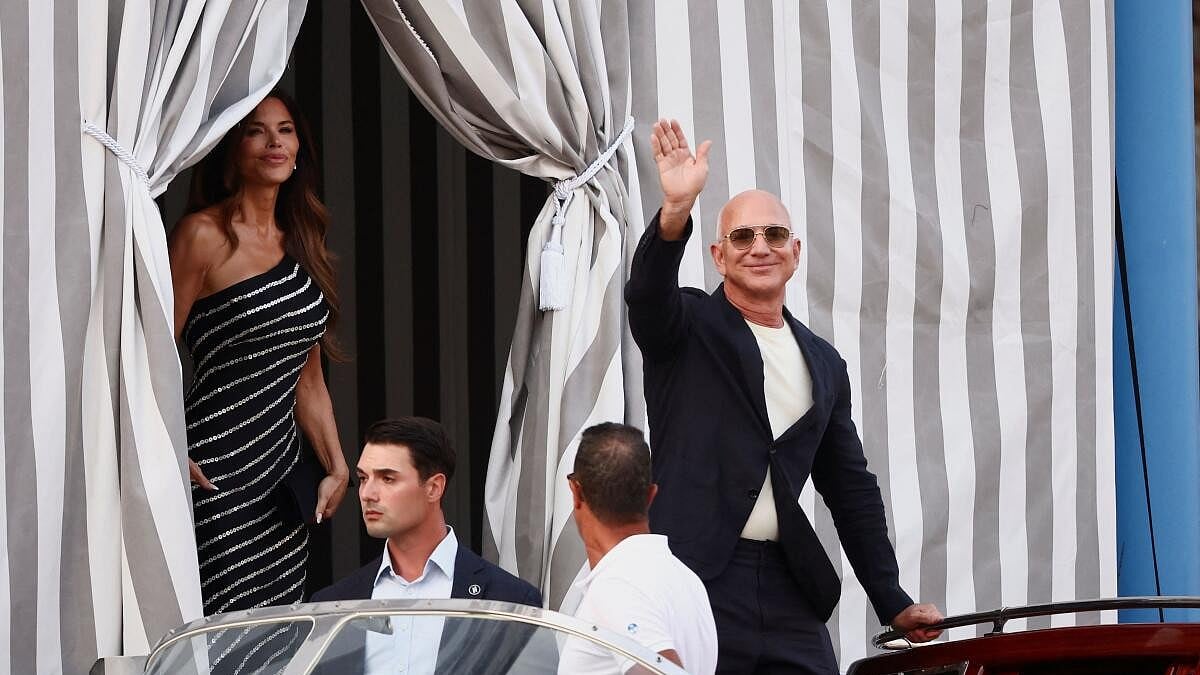 Bezos Venice Wedding: Jeff Bezos and Lauren Sanchez Begin Lavish Venice ...