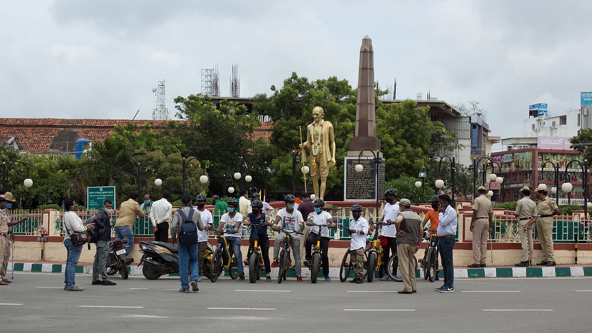 Urban Memory: How Statues and Memorials Shape Our Cities Beyond Skylines