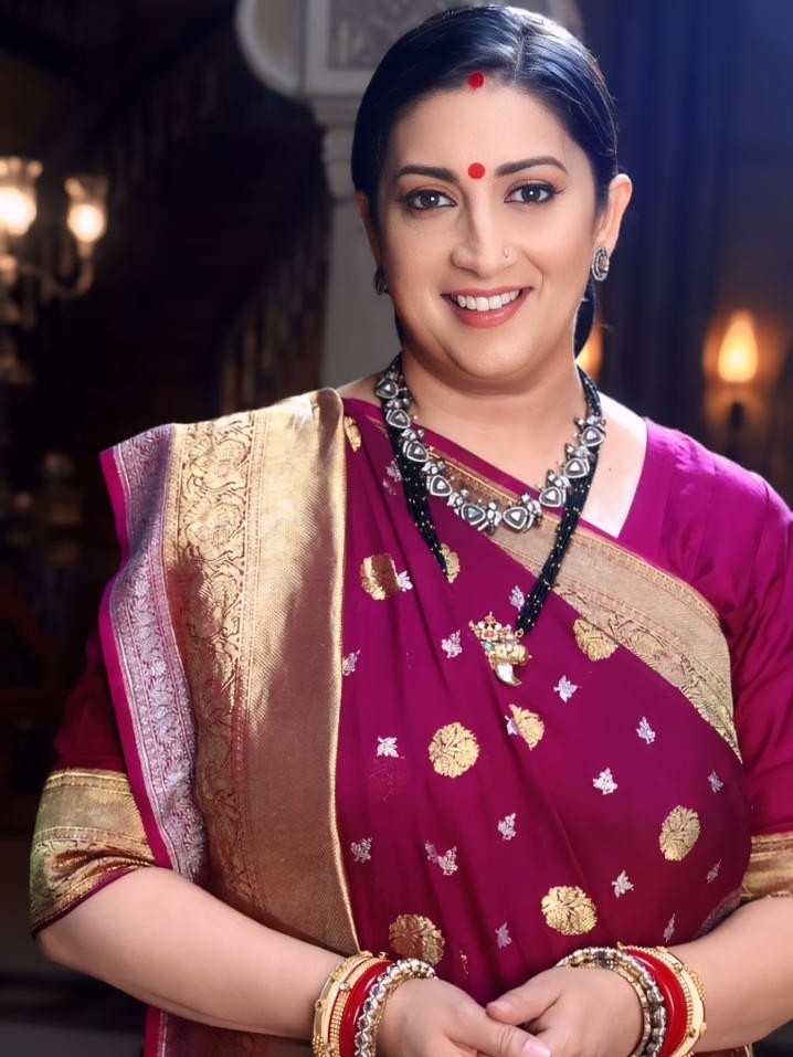 Smriti Irani First look: Smriti Irani Returns as Tulsi in Kyunki S2