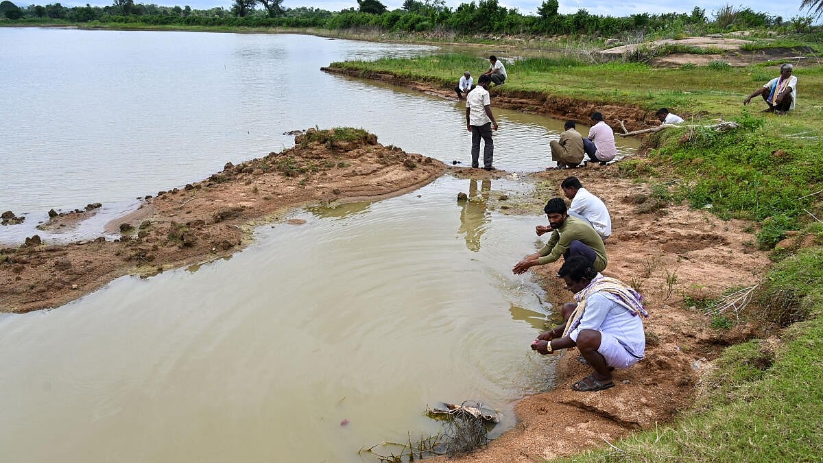 Karnataka Lake Restoration: Chikkaballapur Farmers Revive Drought-Hit Lakes