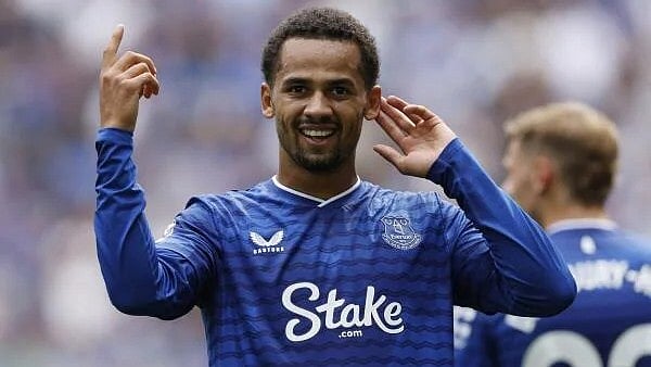 Ndiaye nets historic first goal at Everton’s new stadium in 2-0 win ...