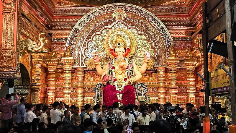 Lalbaugcha Raja 2025 first look sets the tone for Ganeshotsav in Mumbai