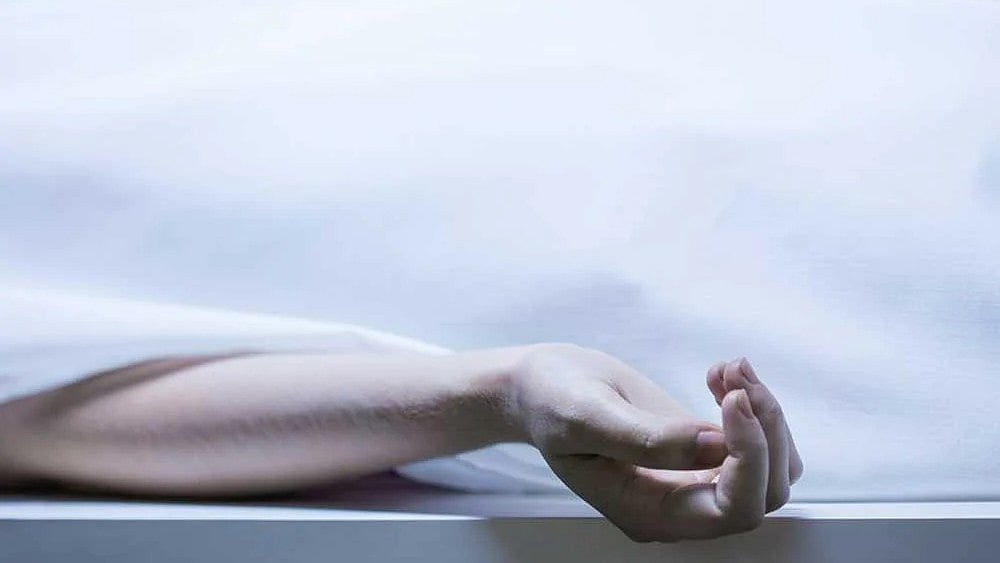 Kolkata Woman Found Dead After Suicide Threat on Video Call, Boyfriend ...