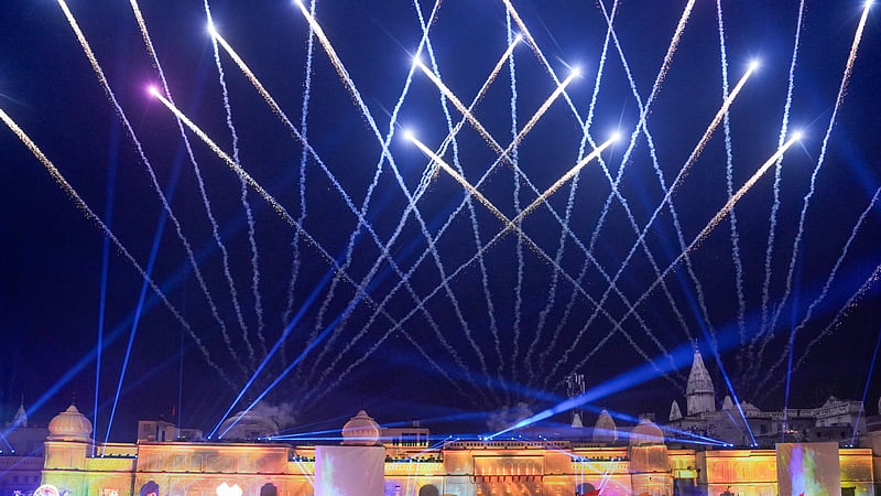 Diwali 2025 Record: Ayodhya Illuminated by 26,00,000 Lamps Success