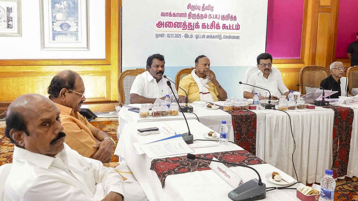 DMK Alleges BLO Pressure, Voting Rights Risk in Tamil Nadu SIR