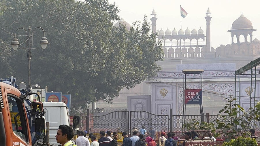 Delhi on alert: Intel warns of temple attack by Lashkar-e-Taiba near ...