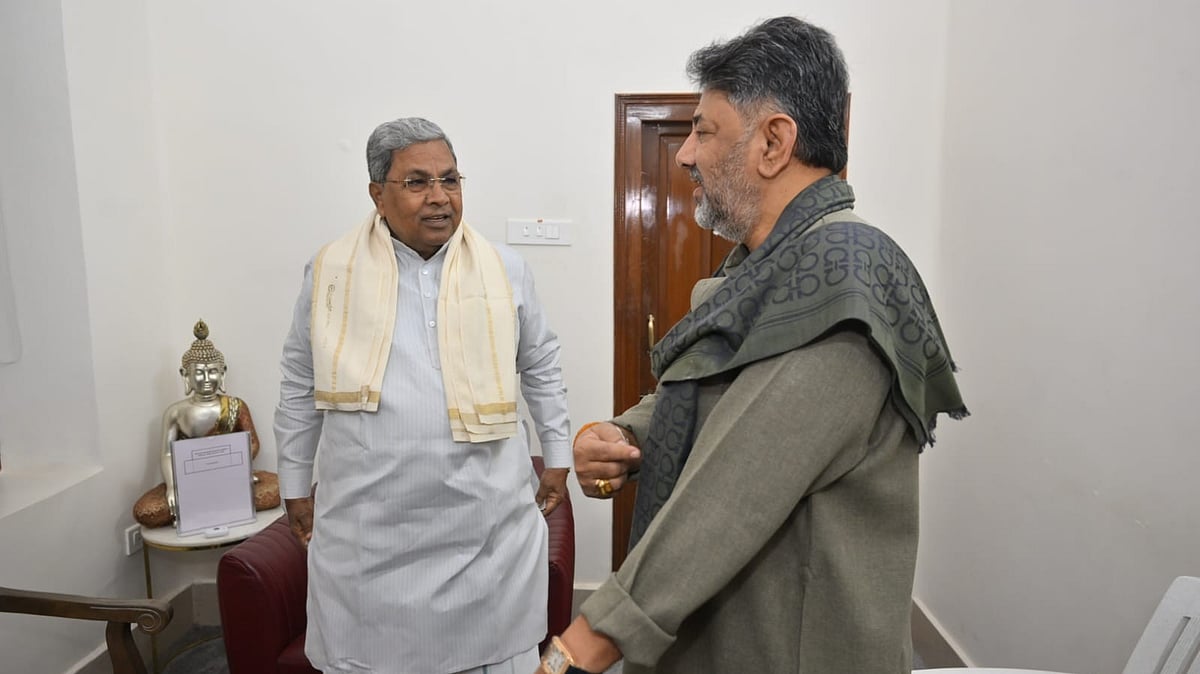 Siddaramaiah Will Complete Full Term as CM, Says Son Yathindra Amid ...