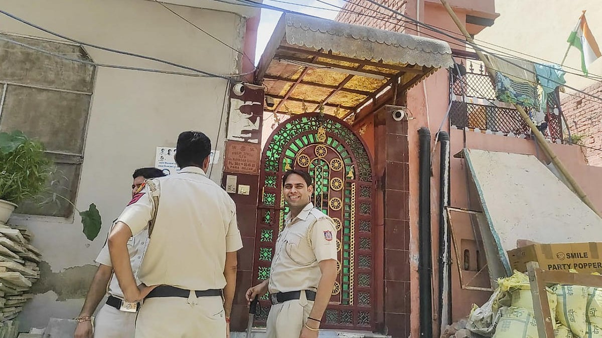 Delhi Crime Crackdown: 16 Gangsters Held in Night Raids