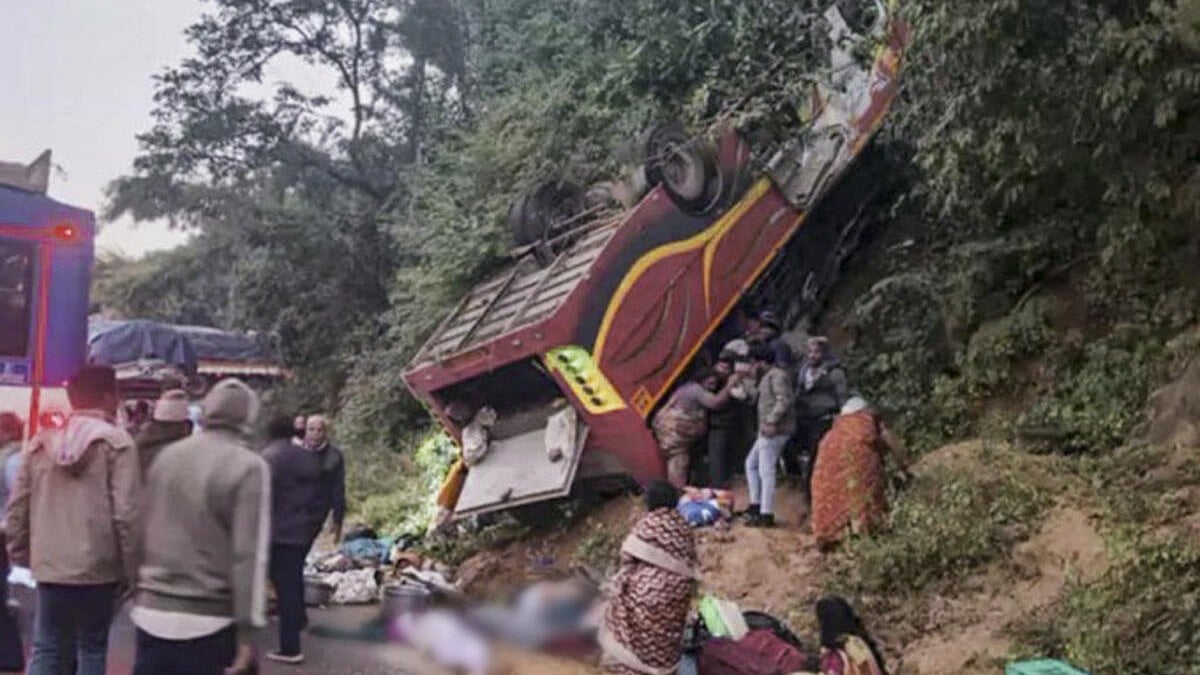 9 killed, 80 injured after bus carrying marriage party overturns in ...
