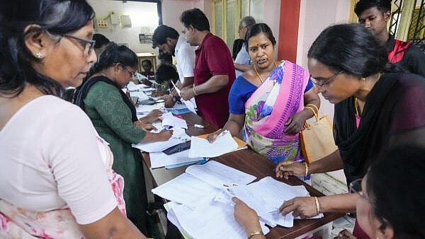 SIR 2.0 | EC publishes draft electoral rolls for West Bengal; 58 lakh ...