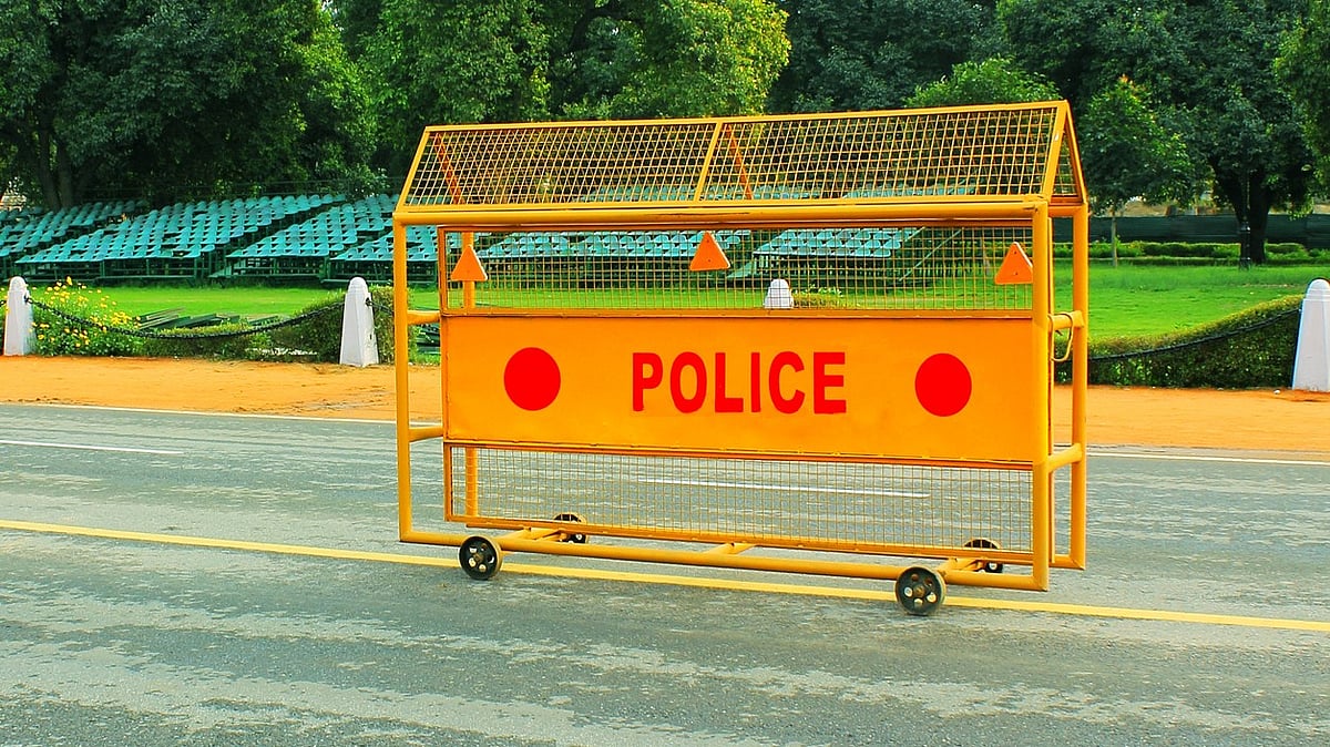 Ahmedabad Traffic Cop Suspended for Slapping Woman
