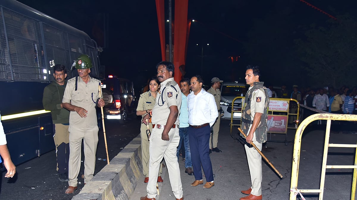 Clashes in Ballari: Karnataka govt transfers DIG, appoints new SP