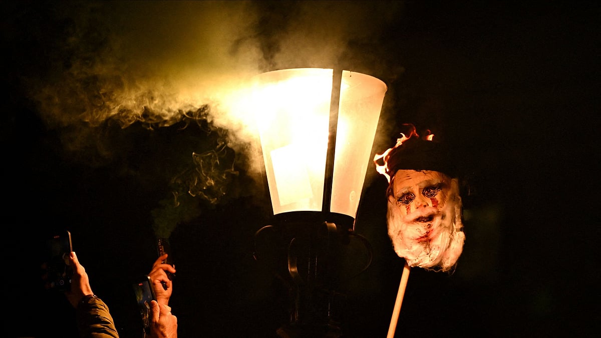 Iran Protests LIVE: Tehran Warns of Retaliation if US Attacks