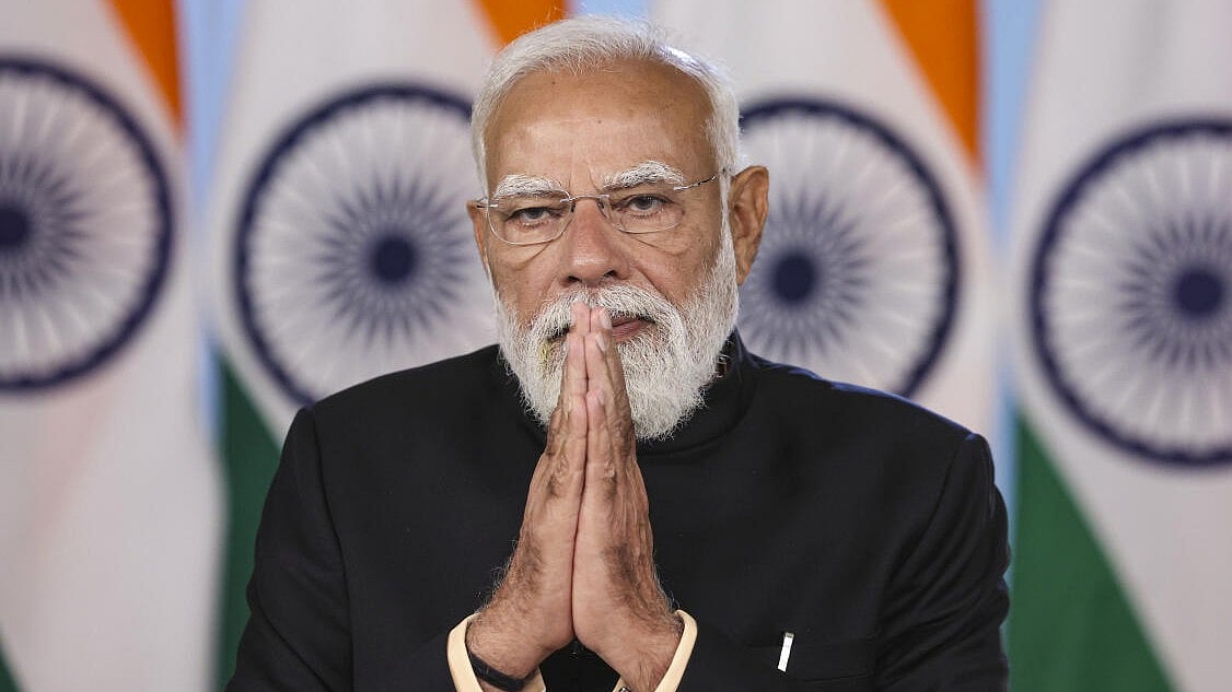 PM Modi Praises Bengaluru Professionals Tackling Sofa and Mattress Waste