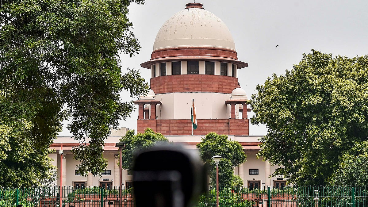 Supreme Court Adjourns Hearing on Delhi School Fee Law