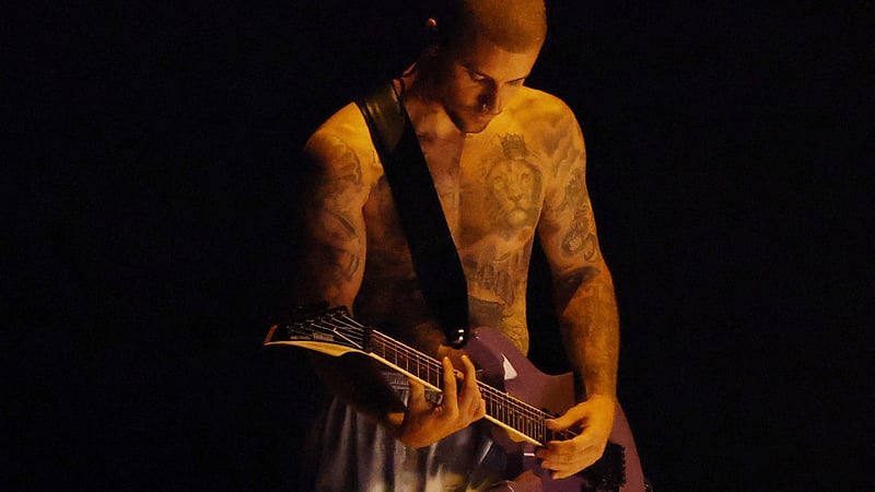 Justin Bieber Grammys 2026: Boxer and Socks Performance Goes Viral