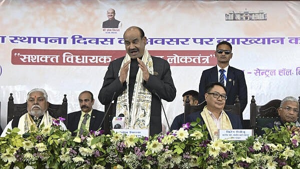 Bihar Assembly News: Om Birla launches e-Vidhan app